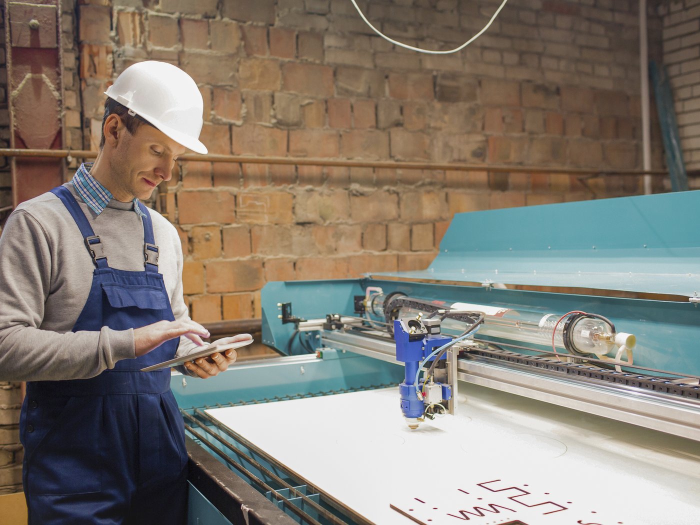 Cutting machine operator